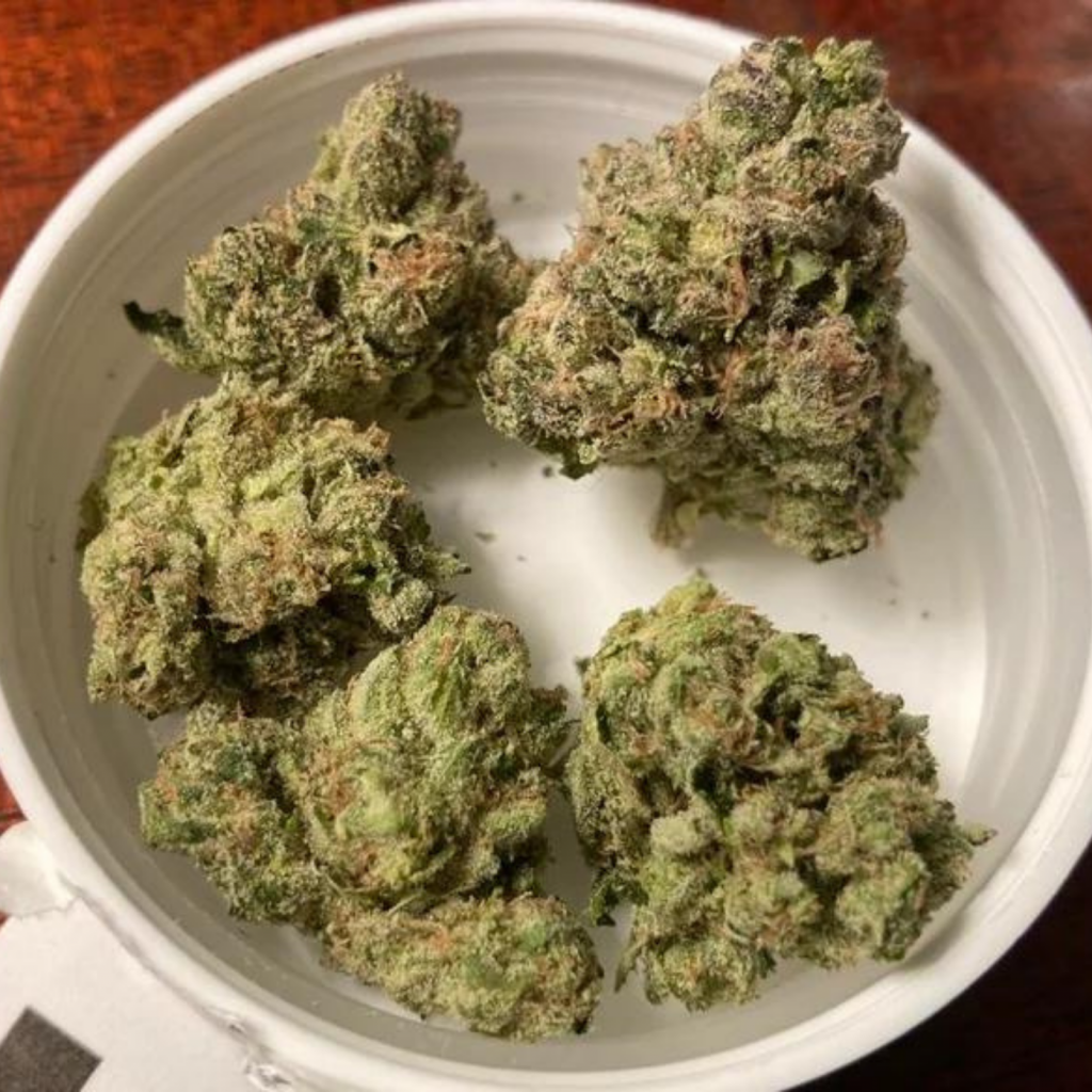 Triangle Kush - Black Triangle Kush Strain | 2 Oz FREE